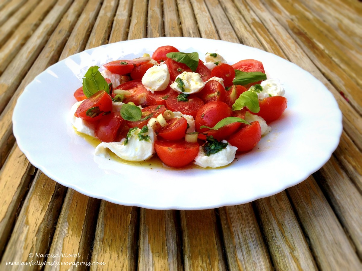 insalata caprese (salată caprese) | Awfully Tasty